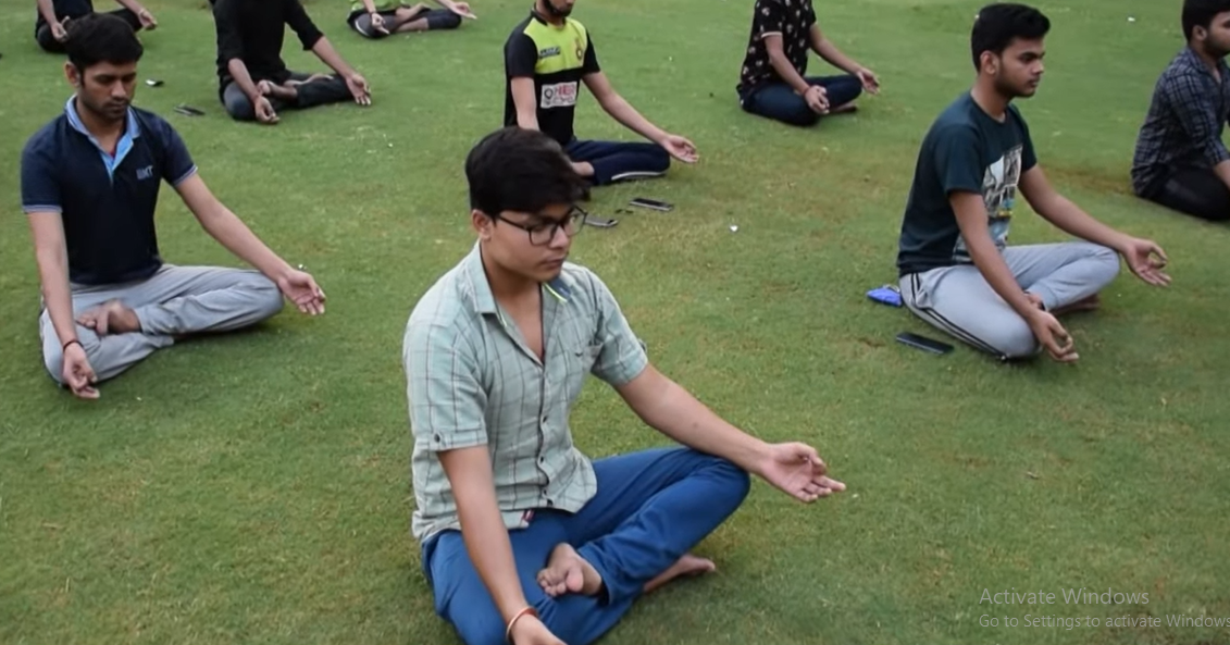10 Amazing Benefits of Yoga for Students - IIMT Group of Colleges