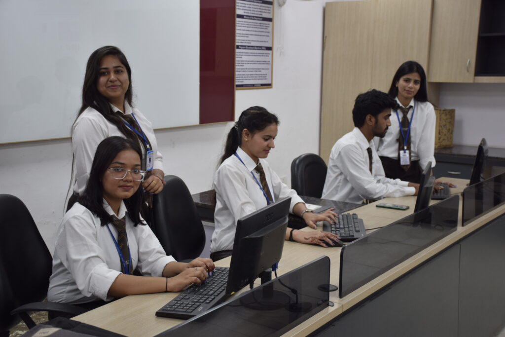 BEST M.TECH COLLEGE FOR CSE IN NOIDA - IIMT Group of Colleges