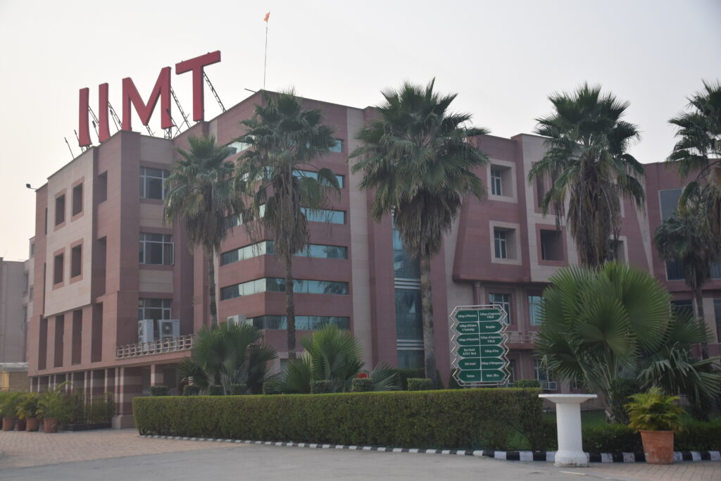 BEST COLLEGE FOR JOURNALISM AND MASS COMMUNICATION IN DELHI NCR - IIMT Group of Colleges